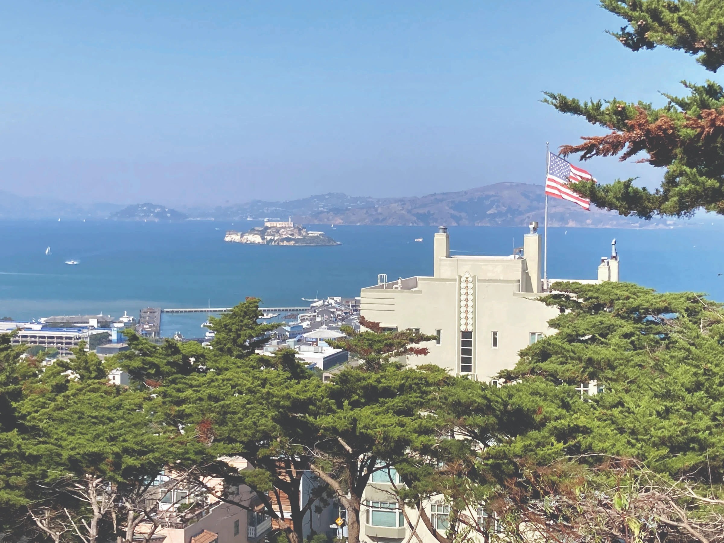 Escape From Alcatraz - Hill & Lake Press