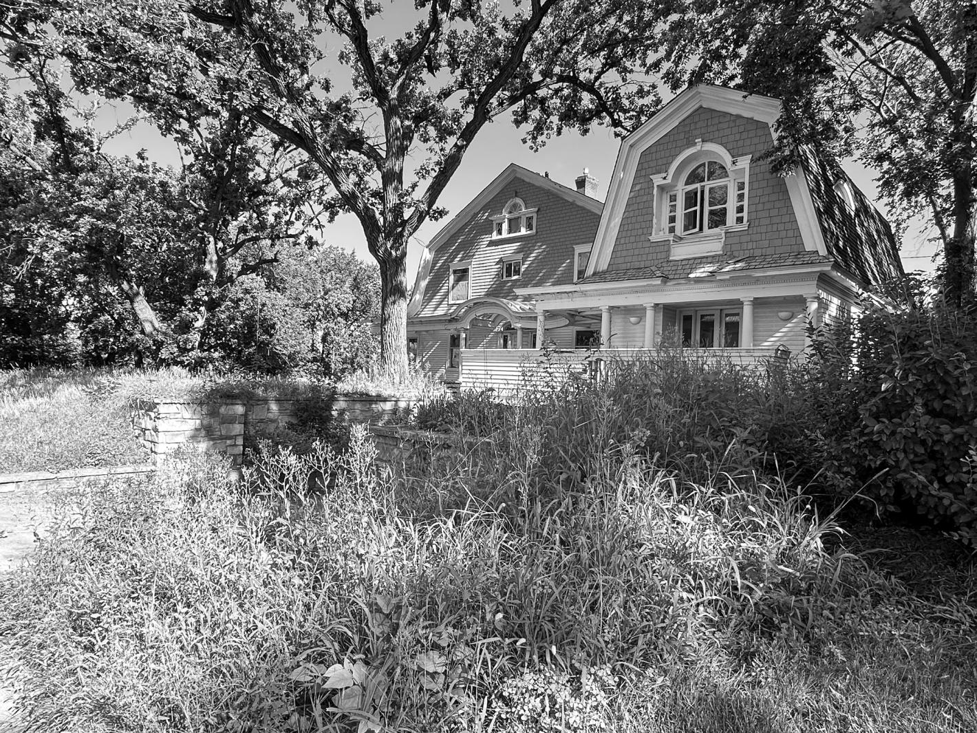 The Haunted House of Isles: Neighbors Wait for Action - Hill & Lake Press