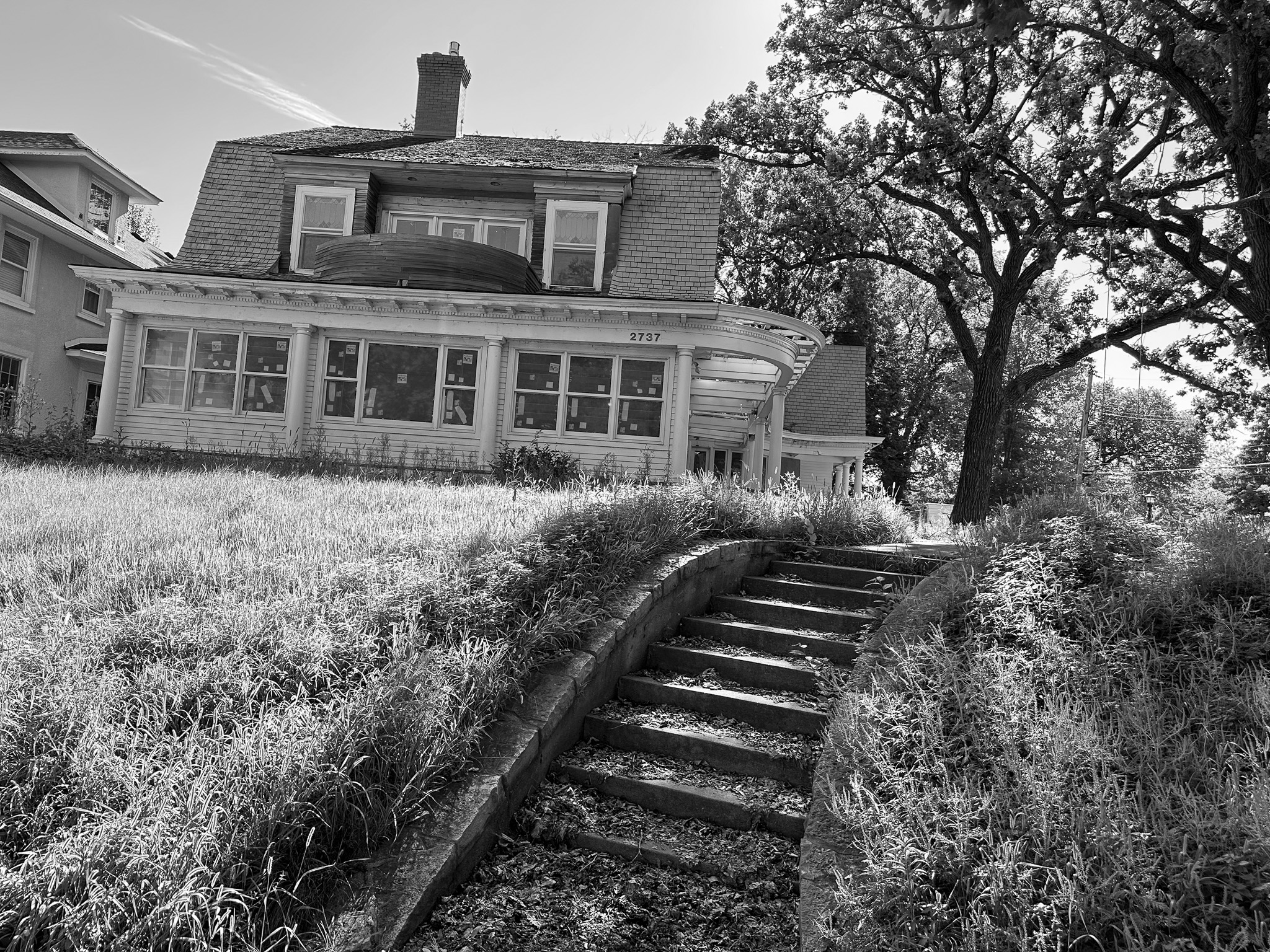 The Haunted House of Isles: Neighbors Wait for Action - Hill & Lake Press